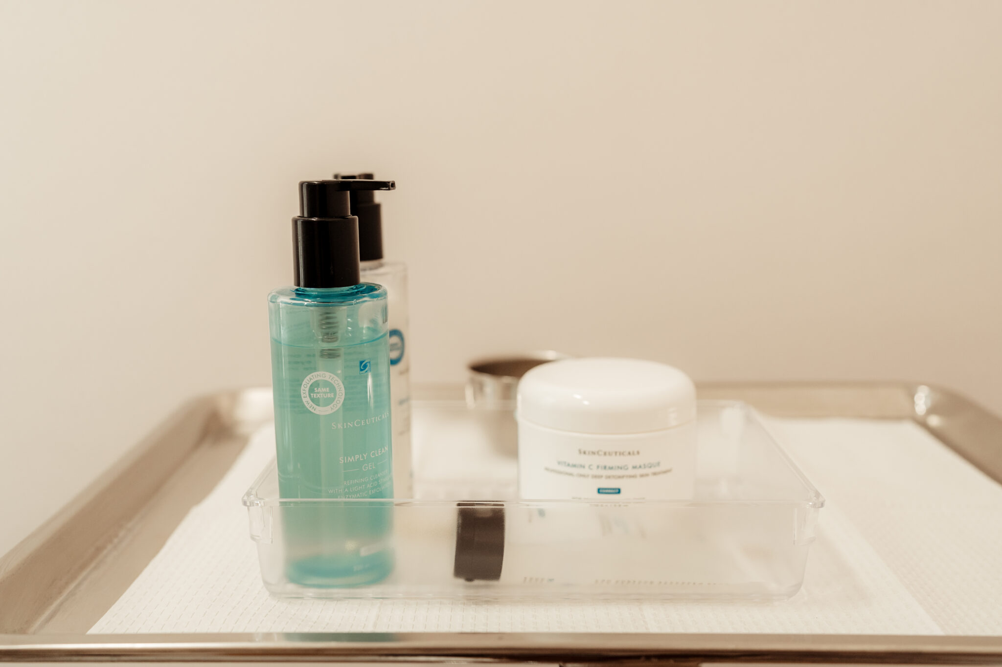 Dermaplaning Treatment Madison WI | Facials | Dermaplaning| BLUR